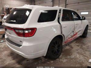 White Dodge Durango 2019 in Klaipeda, with an engine capacity of 5.65 L and mileage of 137 thousand km for 12100 €, photo 4 on AUTOMOTO.COM.LV