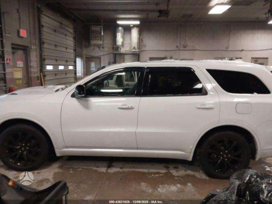 White Dodge Durango 2019 in Klaipeda, with an engine capacity of 5.65 L and mileage of 137 thousand km for 12100 €, photo 14 on AUTOMOTO.COM.LV