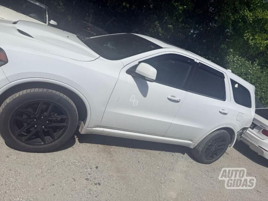White Dodge Durango 2019 in Alytus, with an engine capacity of 5.70 L and mileage of 184 thousand km for 9800 €, photo 3 on AUTOMOTO.COM.LV