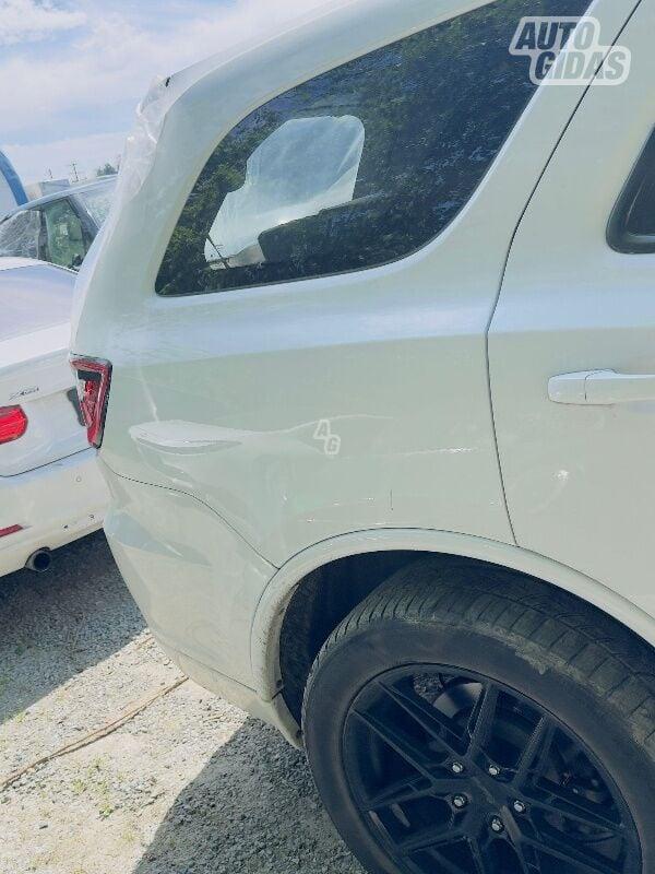 White Dodge Durango 2019 in Alytus, with an engine capacity of 5.70 L and mileage of 184 thousand km for 9800 €, photo 8 on AUTOMOTO.COM.LV