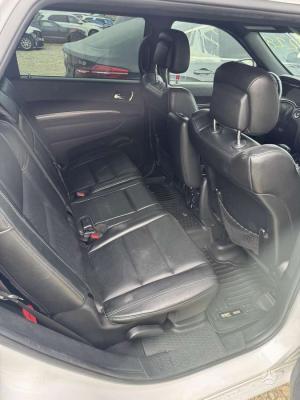 White Dodge Durango 2019 in Siauliai, with an engine capacity of 5.65 L and mileage of 145 thousand km for 12900 €, photo 13 on AUTOMOTO.COM.LV