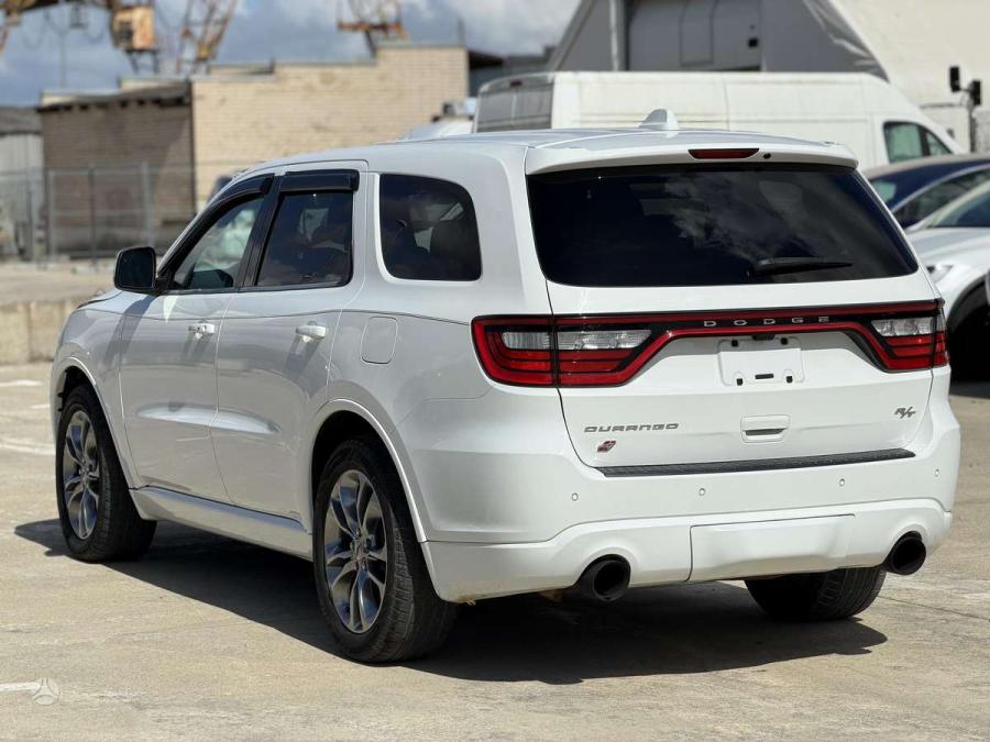 White Dodge Durango 2019 in Siauliai, with an engine capacity of 5.65 L and mileage of 214 thousand km for 11900 €, photo 7 on AUTOMOTO.COM.LV