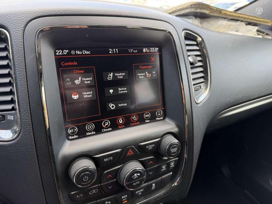 White Dodge Durango 2019 in Siauliai, with an engine capacity of 5.65 L and mileage of 214 thousand km for 11900 €, photo 12 on AUTOMOTO.COM.LV