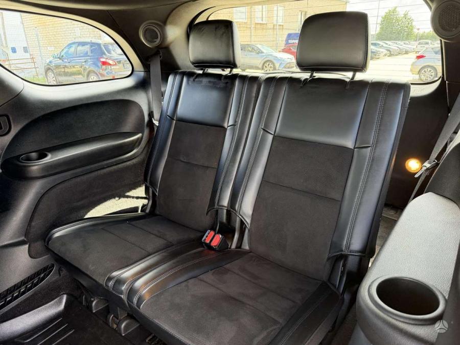 White Dodge Durango 2019 in Siauliai, with an engine capacity of 5.65 L and mileage of 214 thousand km for 11900 €, photo 21 on AUTOMOTO.COM.LV
