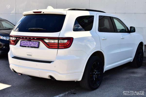 White Dodge Durango 2019 in Kretinga, with an engine capacity of 3.60 L and mileage of 113 thousand km for 19999 €, photo 9 on AUTOMOTO.COM.LV