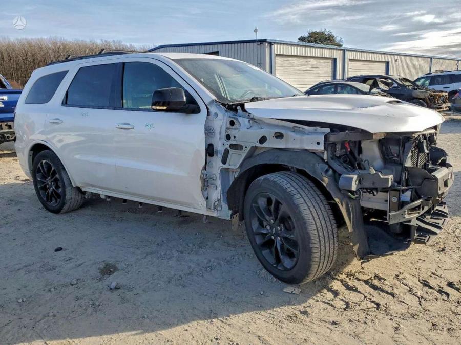 White Dodge Durango 2020 in Klaipeda, with an engine capacity of 5.65 L and mileage of 185 thousand km for 9900 €, photo 2 on AUTOMOTO.COM.LV