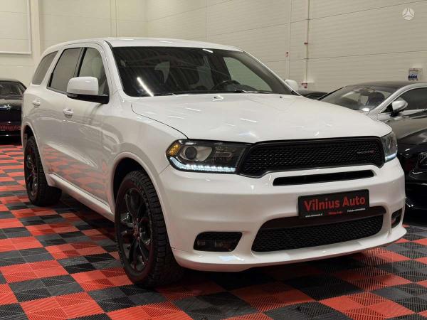 White Dodge Durango 2020 in Vilnius, with an engine capacity of 3.60 L and mileage of 193 thousand km for 18300 €, photo 4 on AUTOMOTO.COM.LV