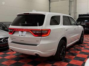 White Dodge Durango 2020 in Vilnius, with an engine capacity of 3.60 L and mileage of 193 thousand km for 18300 €, photo 5 on AUTOMOTO.COM.LV