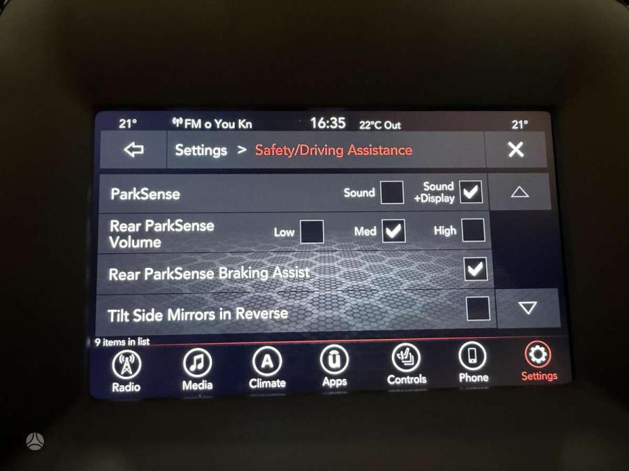 White Dodge Durango 2020 in Vilnius, with an engine capacity of 3.60 L and mileage of 193 thousand km for 18300 €, photo 20 on AUTOMOTO.COM.LV