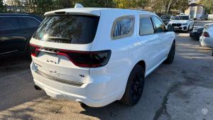 White Dodge Durango 2020 in Ukmerge, with an engine capacity of 5.65 L and mileage of 97 thousand km for 9799 €, photo  on AUTOMOTO.COM.LV