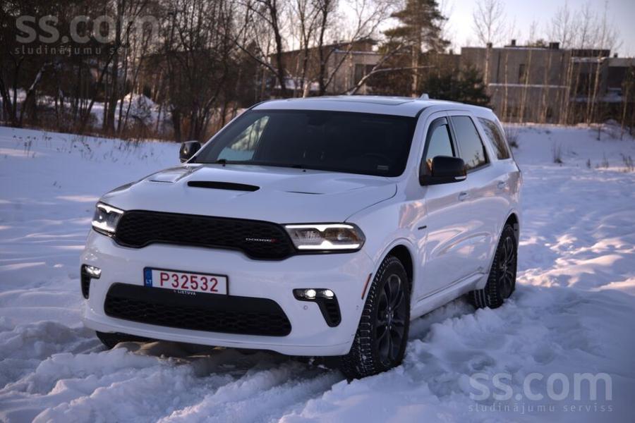 White Dodge Durango 2021 in Kaunas, with an engine capacity of 5.70 L and mileage of 71 thousand km for 35000 €, photo 3 on AUTOMOTO.COM.LV