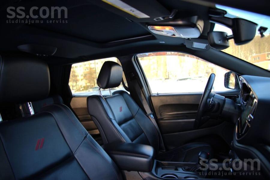 White Dodge Durango 2021 in Kaunas, with an engine capacity of 5.70 L and mileage of 71 thousand km for 35000 €, photo 8 on AUTOMOTO.COM.LV