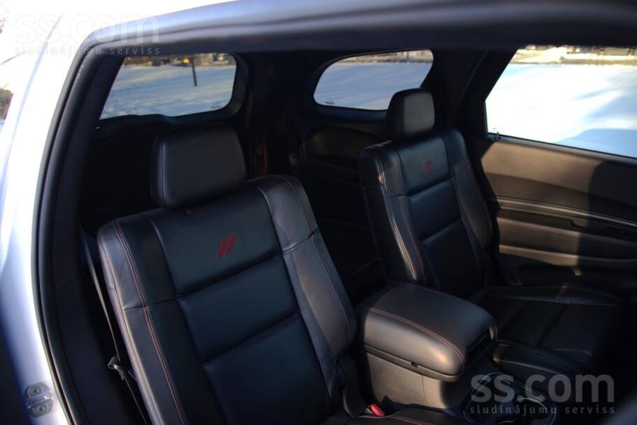 White Dodge Durango 2021 in Kaunas, with an engine capacity of 5.70 L and mileage of 71 thousand km for 35000 €, photo 9 on AUTOMOTO.COM.LV