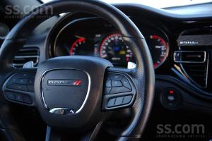 White Dodge Durango 2021 in Kaunas, with an engine capacity of 5.70 L and mileage of 71 thousand km for 35000 €, photo 14 on AUTOMOTO.COM.LV