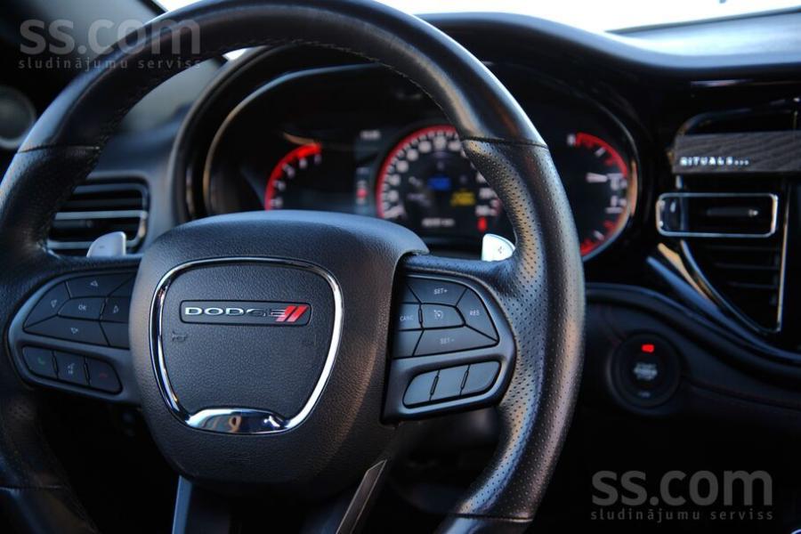 White Dodge Durango 2021 in Kaunas, with an engine capacity of 5.70 L and mileage of 71 thousand km for 35000 €, photo 14 on AUTOMOTO.COM.LV