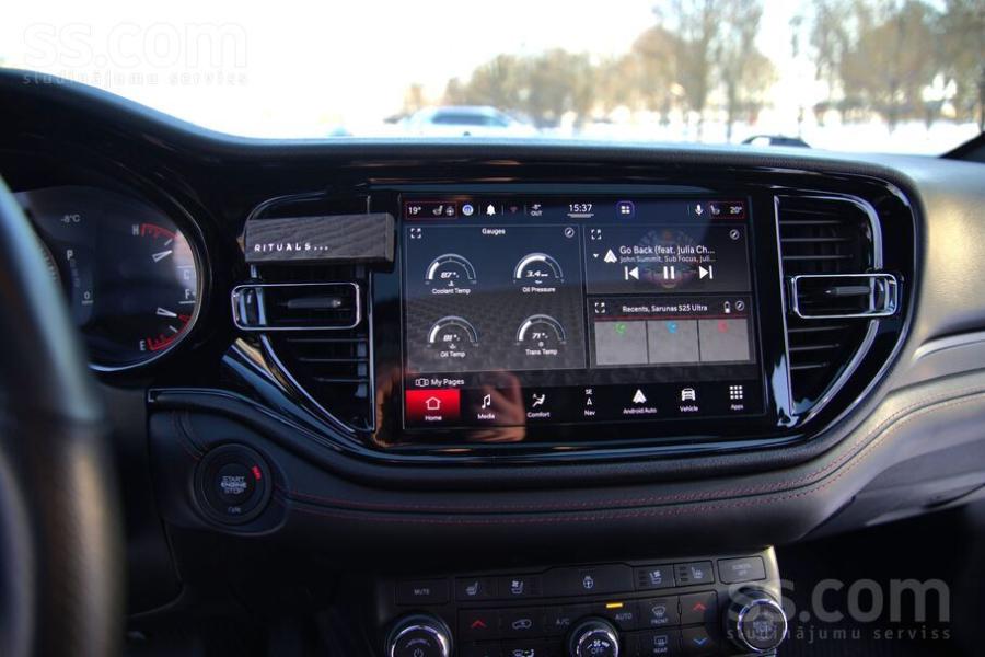 White Dodge Durango 2021 in Kaunas, with an engine capacity of 5.70 L and mileage of 71 thousand km for 35000 €, photo 16 on AUTOMOTO.COM.LV