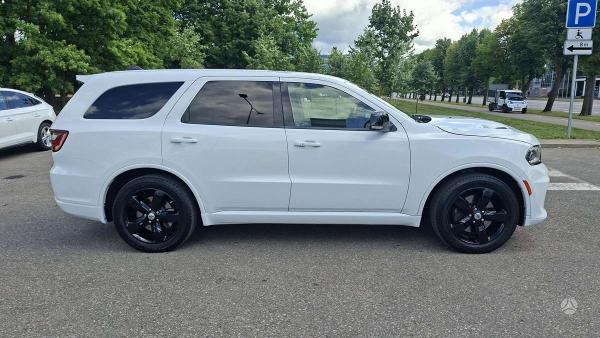 Balts Dodge Durango 2021 Kauņa, ar dzinēja tilpumu 3.60 L un nobraukumu 70 tūkst. km par 25200 €, foto 9 vietnē AUTOMOTO.COM.LV