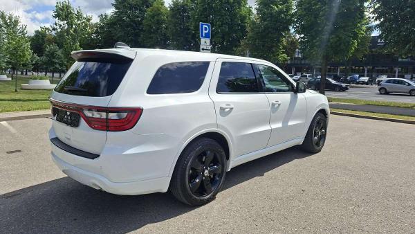 Balts Dodge Durango 2021 Kauņa, ar dzinēja tilpumu 3.60 L un nobraukumu 70 tūkst. km par 25200 €, foto 10 vietnē AUTOMOTO.COM.LV