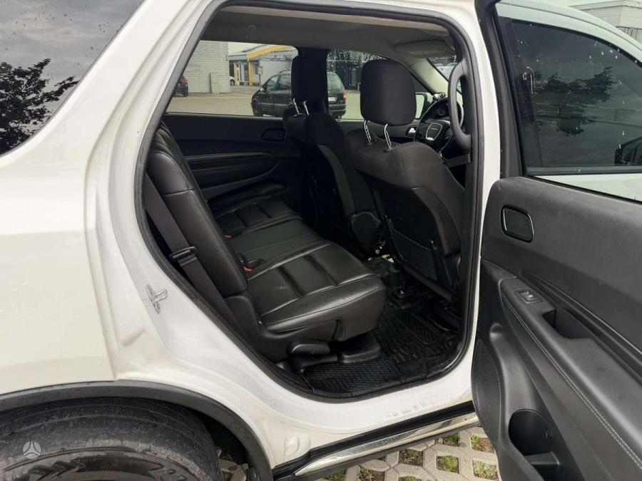 Balts Dodge Durango 2021 Šauļi, ar dzinēja tilpumu 3.60 L un nobraukumu 134 tūkst. km par 10500 €, foto 11 vietnē AUTOMOTO.COM.LV