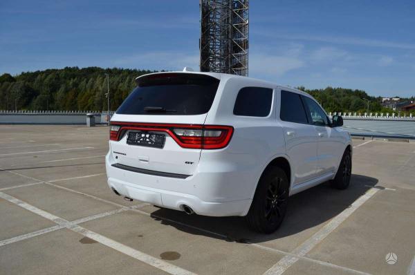 Balts Dodge Durango 2021 Viļņa, ar dzinēja tilpumu 3.60 L un nobraukumu 122 tūkst. km par 22800 €, foto 6 vietnē AUTOMOTO.COM.LV