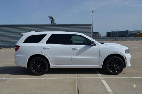 Balts Dodge Durango 2021 Viļņa, ar dzinēja tilpumu 3.60 L un nobraukumu 122 tūkst. km par 22800 €, foto 9 vietnē AUTOMOTO.COM.LV