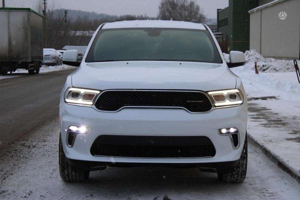 Balts Dodge Durango 2022 Viļņa, ar dzinēja tilpumu 3.60 L un nobraukumu 82 tūkst. km par 24999 €, foto 2 vietnē AUTOMOTO.COM.LV