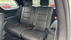 White Dodge Durango 2022 in Ukmerge, with an engine capacity of 3.60 L and mileage of 44 thousand km for 27999 €, photo 16 on AUTOMOTO.COM.LV