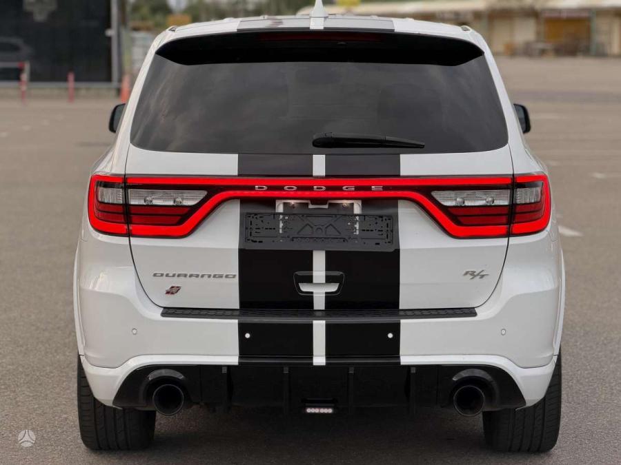 Balts Dodge Durango 2022 Viļņa, ar dzinēja tilpumu 5.70 L un nobraukumu 72 tūkst. km par 32000 €, foto 6 vietnē AUTOMOTO.COM.LV
