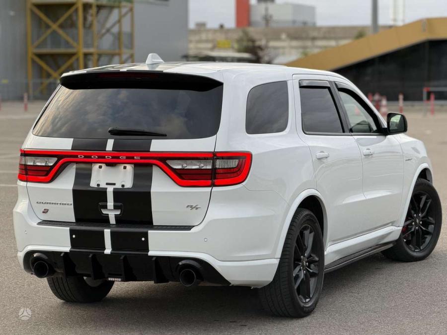 Balts Dodge Durango 2022 Viļņa, ar dzinēja tilpumu 5.70 L un nobraukumu 72 tūkst. km par 32000 €, foto 7 vietnē AUTOMOTO.COM.LV