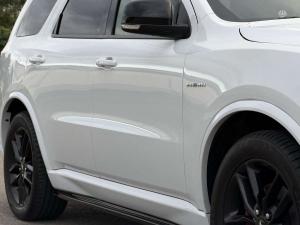 Balts Dodge Durango 2022 Viļņa, ar dzinēja tilpumu 5.70 L un nobraukumu 72 tūkst. km par 32000 €, foto 17 vietnē AUTOMOTO.COM.LV