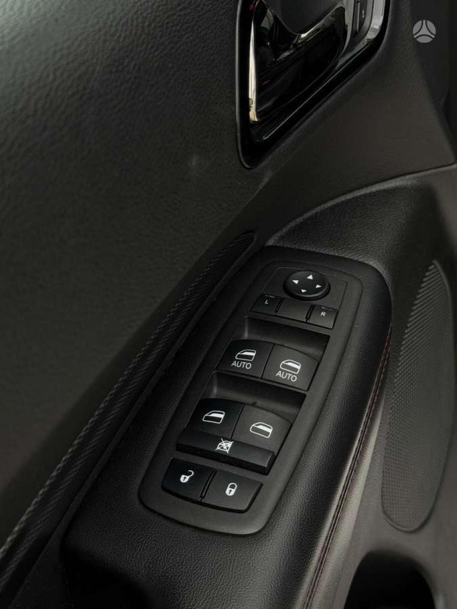 Balts Dodge Durango 2022 Viļņa, ar dzinēja tilpumu 5.70 L un nobraukumu 72 tūkst. km par 32000 €, foto 29 vietnē AUTOMOTO.COM.LV