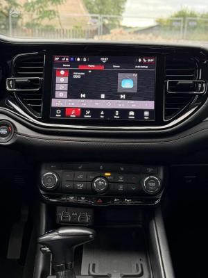 Balts Dodge Durango 2022 Viļņa, ar dzinēja tilpumu 5.70 L un nobraukumu 72 tūkst. km par 32000 €, foto 30 vietnē AUTOMOTO.COM.LV