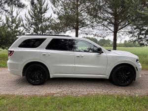 White Dodge Durango 2022 in Panevezys, with an engine capacity of 5.70 L and mileage of 49 thousand km for 29900 €, photo 28 on AUTOMOTO.COM.LV
