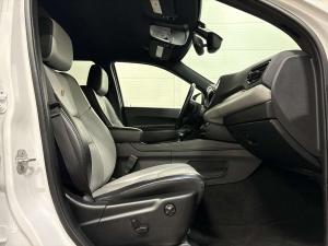 White Dodge Durango 2022 in Vilnius, with an engine capacity of 5.65 L and mileage of 104 thousand km for 36500 €, photo 17 on AUTOMOTO.COM.LV