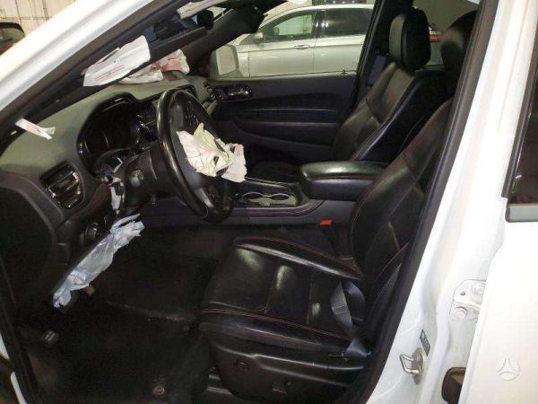 White Dodge Durango 2023 in Klaipeda, with an engine capacity of 3.60 L and mileage of 121 thousand km for 12200 €, photo 7 on AUTOMOTO.COM.LV