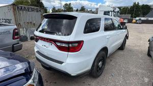 White Dodge Durango 2023 in Ukmerge, with an engine capacity of 5.65 L and mileage of 63 thousand km for 11899 €, photo 8 on AUTOMOTO.COM.LV