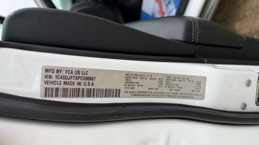 Balts Dodge Durango 2023 Ukmergė, ar dzinēja tilpumu 5.65 L un nobraukumu 82 tūkst. km par 14999 €, foto 15 vietnē AUTOMOTO.COM.LV