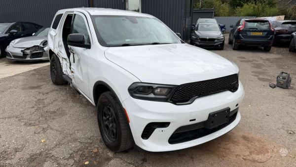 Balts Dodge Durango 2023 Ukmergė, ar dzinēja tilpumu 5.65 L un nobraukumu 82 tūkst. km par 14999 €, foto 4 vietnē AUTOMOTO.COM.LV