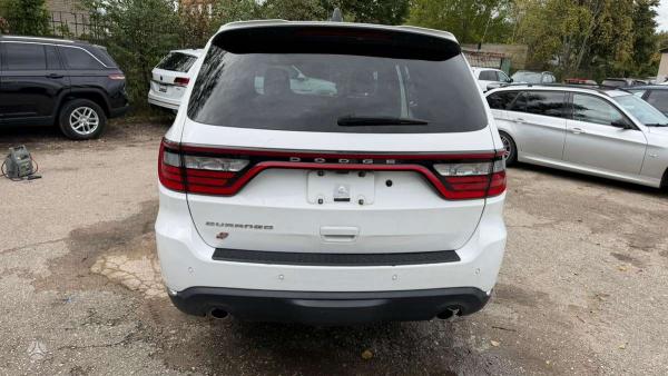 Balts Dodge Durango 2023 Ukmergė, ar dzinēja tilpumu 5.65 L un nobraukumu 82 tūkst. km par 14999 €, foto 7 vietnē AUTOMOTO.COM.LV