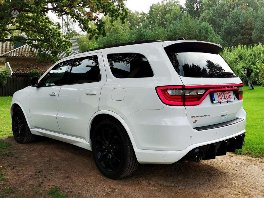Balts Dodge Durango 2024 Šauļi, ar dzinēja tilpumu 5.70 L un nobraukumu 29 tūkst. km par 31499 €, foto 5 vietnē AUTOMOTO.COM.LV