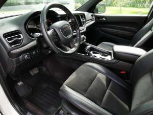 Balts Dodge Durango 2024 Šauļi, ar dzinēja tilpumu 5.70 L un nobraukumu 29 tūkst. km par 31499 €, foto 9 vietnē AUTOMOTO.COM.LV