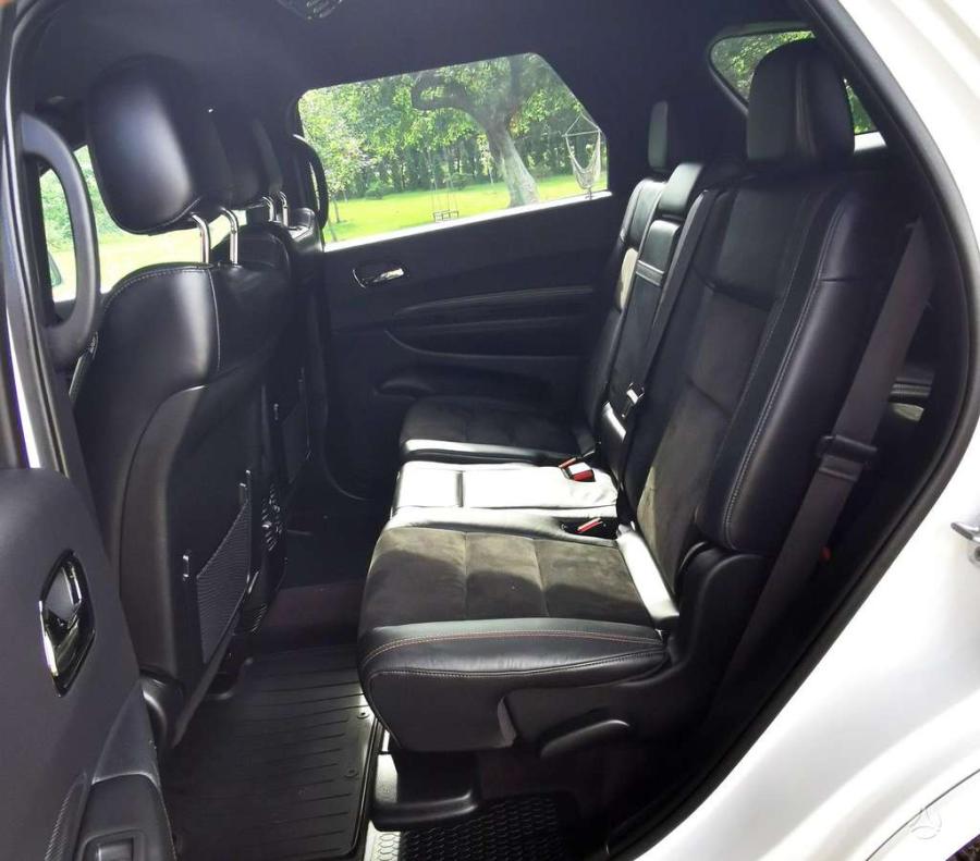 Balts Dodge Durango 2024 Šauļi, ar dzinēja tilpumu 5.70 L un nobraukumu 29 tūkst. km par 31499 €, foto 11 vietnē AUTOMOTO.COM.LV