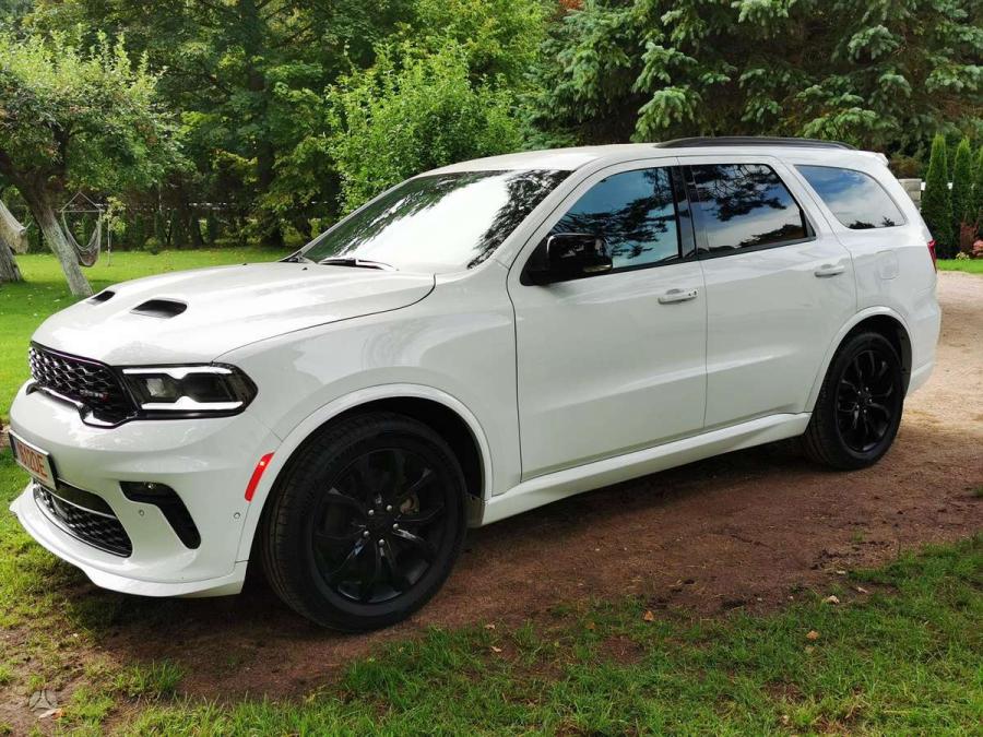 Balts Dodge Durango 2024 Šauļi, ar dzinēja tilpumu 5.70 L un nobraukumu 29 tūkst. km par 31499 €, foto 18 vietnē AUTOMOTO.COM.LV