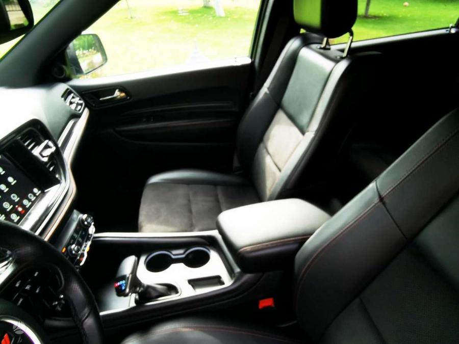 Balts Dodge Durango 2024 Šauļi, ar dzinēja tilpumu 5.70 L un nobraukumu 29 tūkst. km par 31499 €, foto 31 vietnē AUTOMOTO.COM.LV