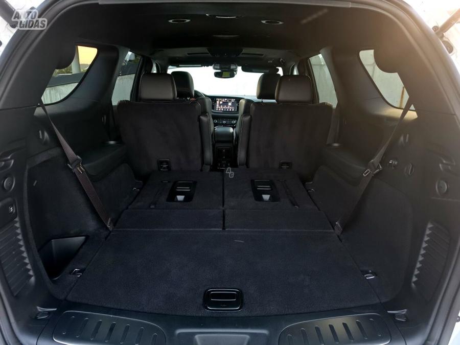 White Dodge Durango 2025 in Kaunas, with an engine capacity of 6.40 L and mileage of 4 thousand km for 54999 €, photo 14 on AUTOMOTO.COM.LV