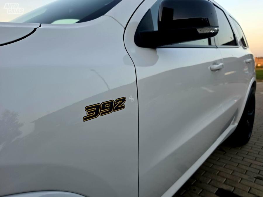 White Dodge Durango 2025 in Kaunas, with an engine capacity of 6.40 L and mileage of 4 thousand km for 54999 €, photo 26 on AUTOMOTO.COM.LV