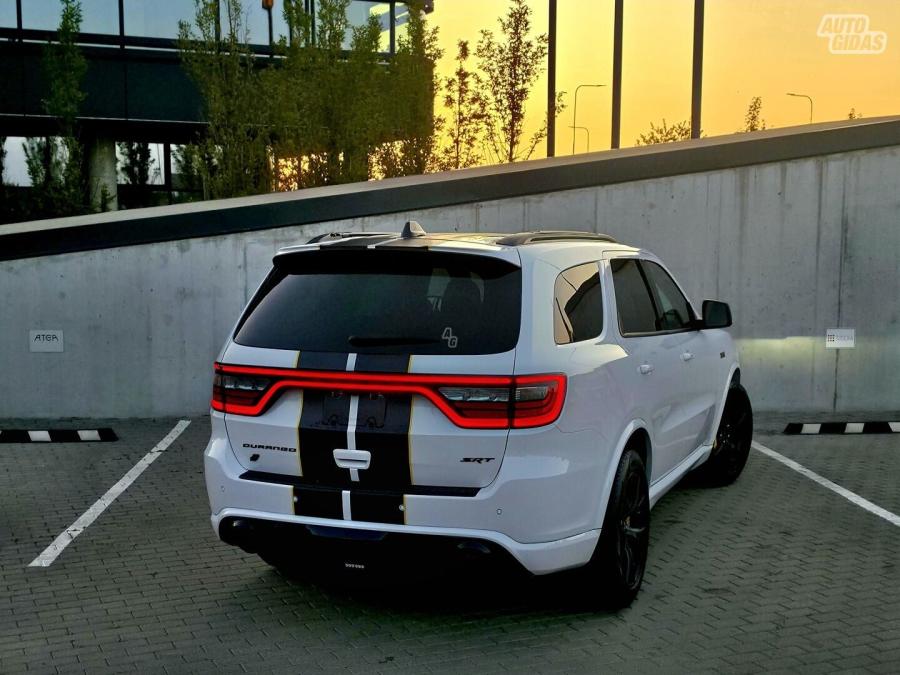 White Dodge Durango 2025 in Kaunas, with an engine capacity of 6.40 L and mileage of 4 thousand km for 54999 €, photo 32 on AUTOMOTO.COM.LV
