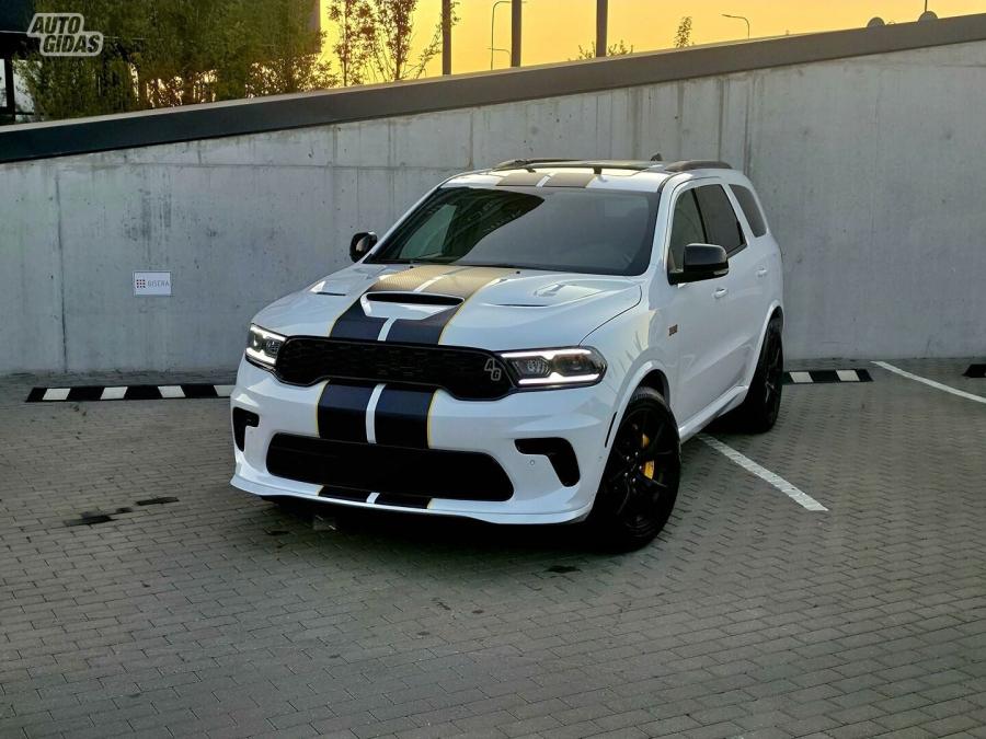 White Dodge Durango 2025 in Kaunas, with an engine capacity of 6.40 L and mileage of 4 thousand km for 54999 €, photo 33 on AUTOMOTO.COM.LV