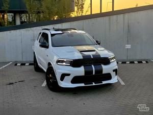 White Dodge Durango 2025 in Kaunas, with an engine capacity of 6.40 L and mileage of 4 thousand km for 54999 €, photo 34 on AUTOMOTO.COM.LV