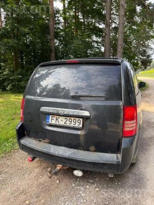 Black Dodge Grand Caravan 2008 in Riga, with an engine capacity of 3.80 L and mileage of 343 thousand km for 600 €, photo 3 on AUTOMOTO.COM.LV